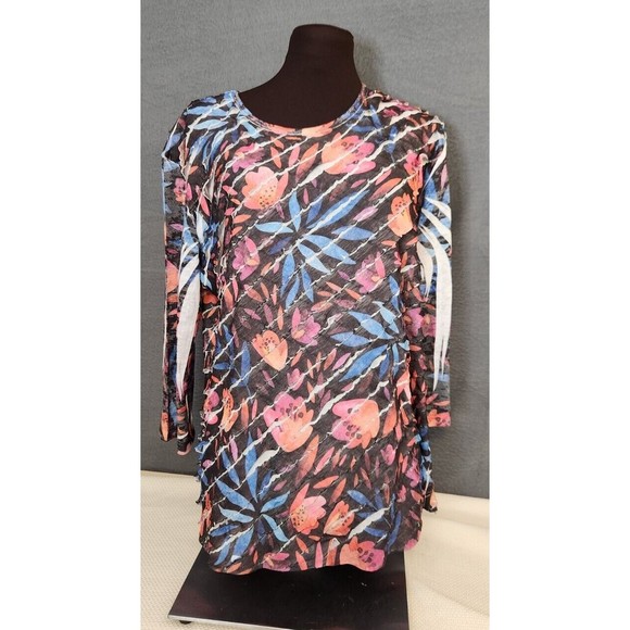 Jess & Jane | Tops | Jess Jane Sz Large Floral Ruffled Tiered Womens ...
